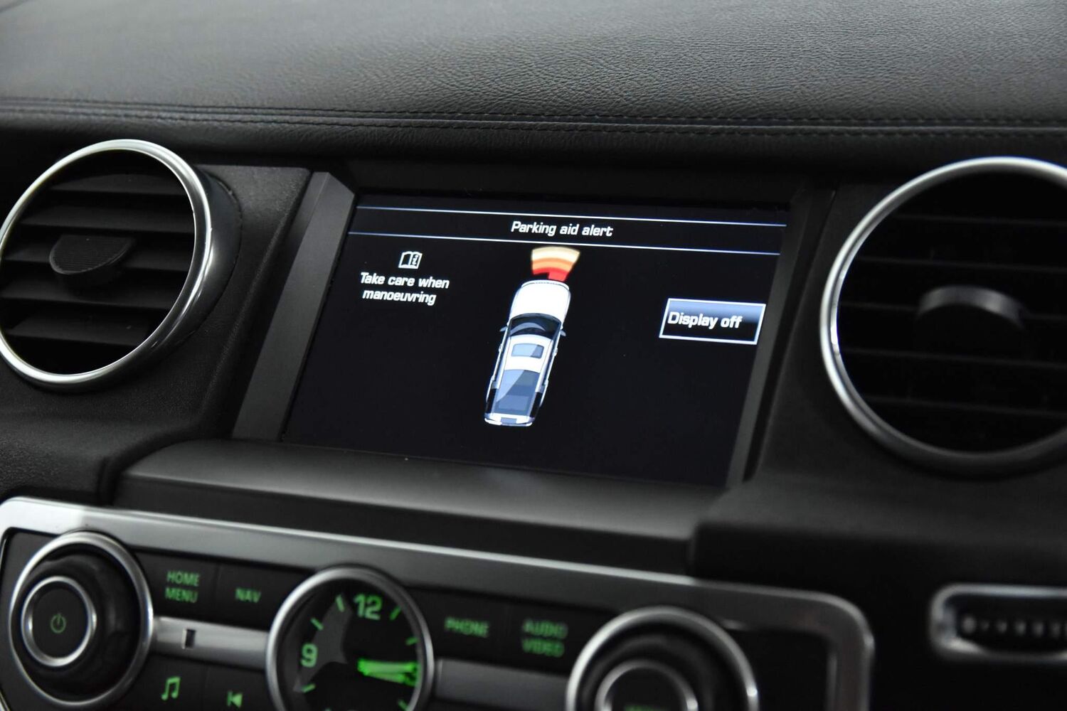 Used LAND ROVER DISCOVERY 4 2014 Black in Cardiff, South Wales ...