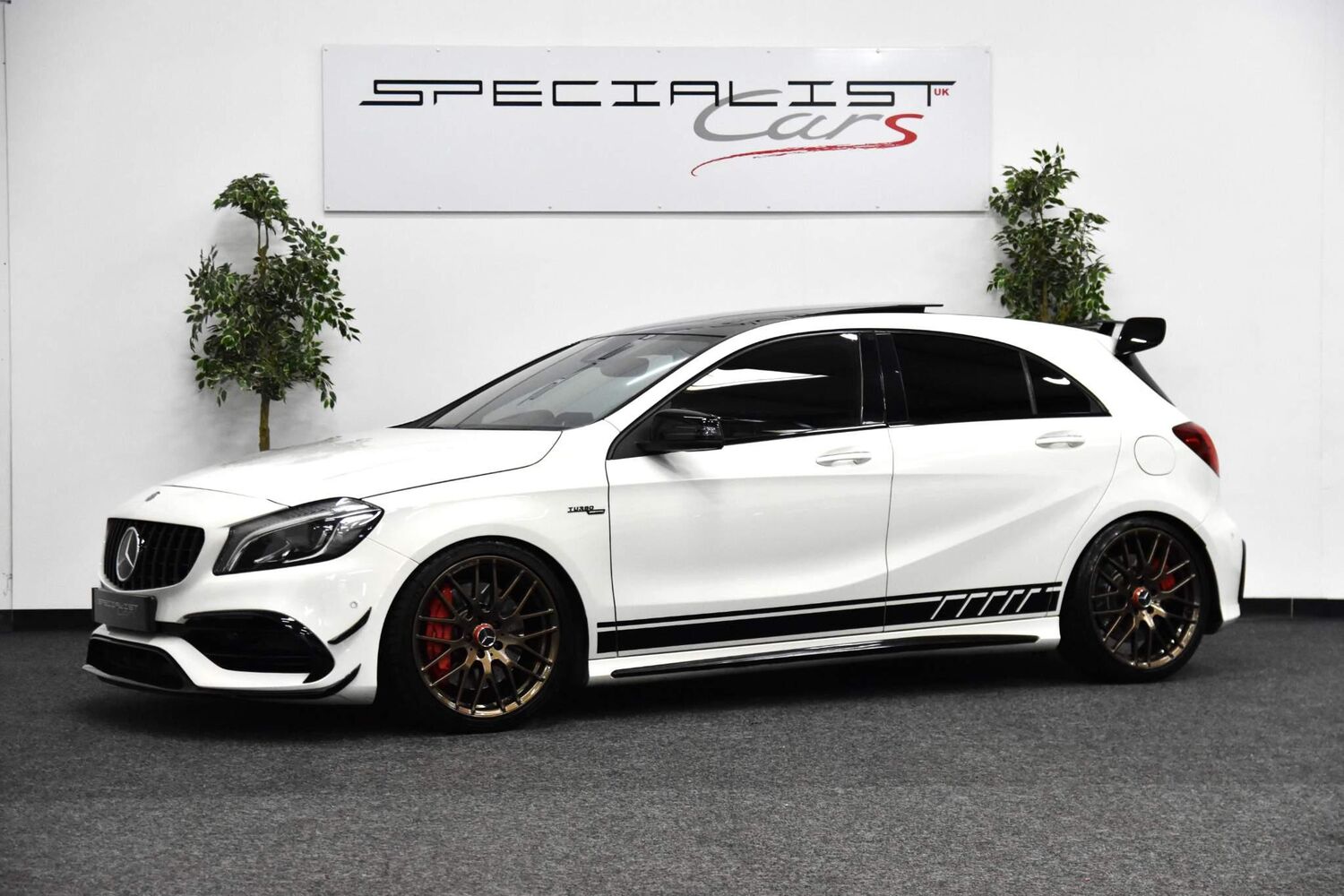 Used MERCEDES-BENZ A CLASS 2015 White in Cardiff, South Wales ...