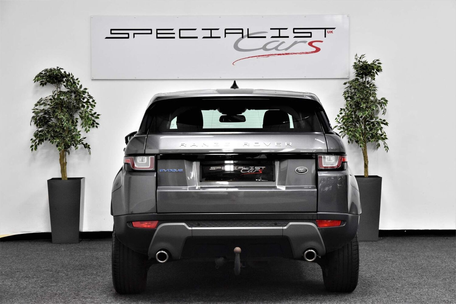 Used LAND ROVER RANGE ROVER EVOQUE 2017 Grey in Cardiff, South Wales ...